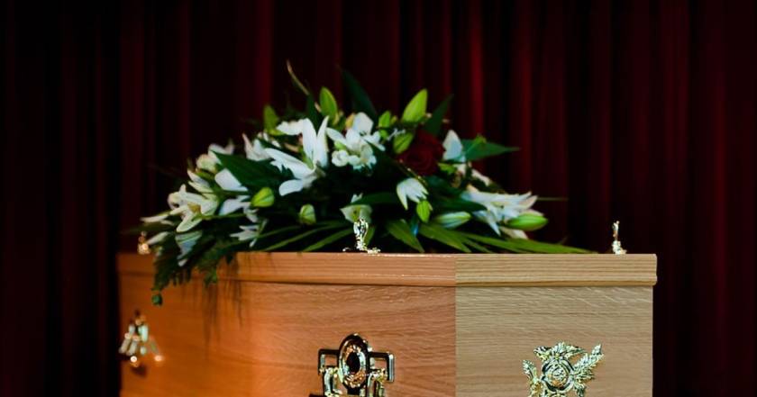 Visiting your loved ones - Angel Funeral Directors ltd